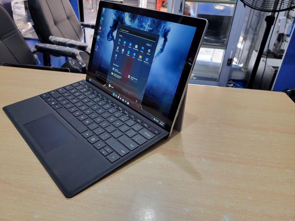 Microsoft Surface Pro 5 - Touchscreen, Detachable - UK Used Laptops ...