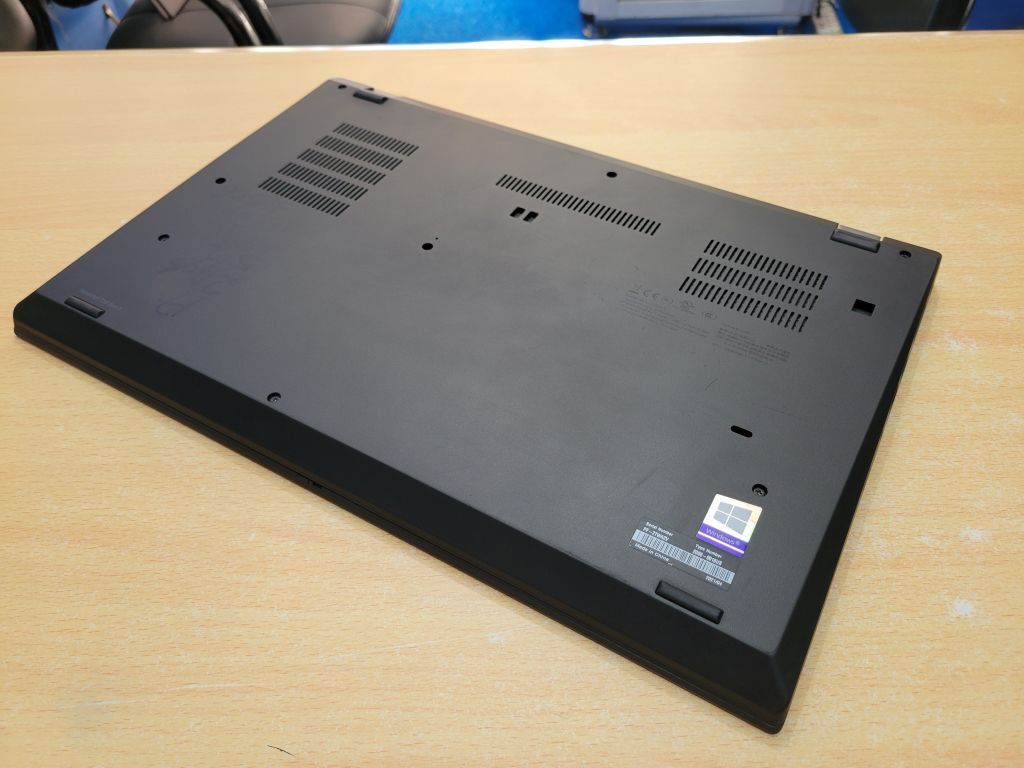 Lenovo ThinkPad T15 Gen 1 - Core i7, 10th Gen - UK Used Laptops ...