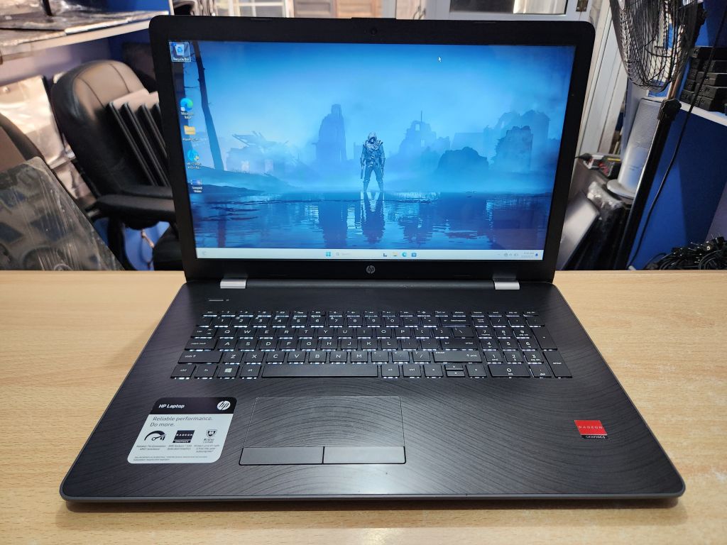 HP 17 - AMD A10, 2GB Dedicated Graphics - UK Used Laptops | Phones ...
