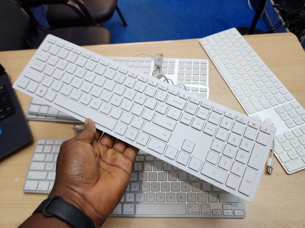 HP 310 Wired Keyboard - UK Used Laptops | Phones | Gadgets