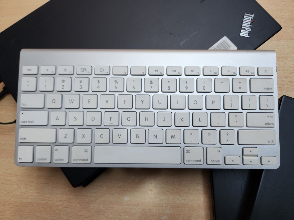Apple Magic Keyboard A1314 - UK Used Laptops | Phones | Gadgets