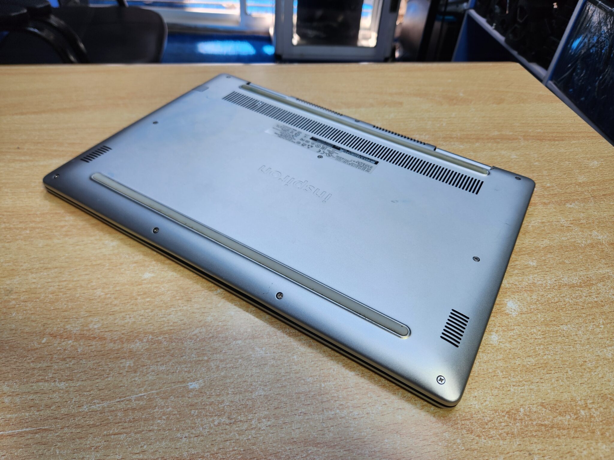 Dell Inspiron 7570 - Core i5, 8th Gen, 4GB Dedicated - UK Used Laptops ...